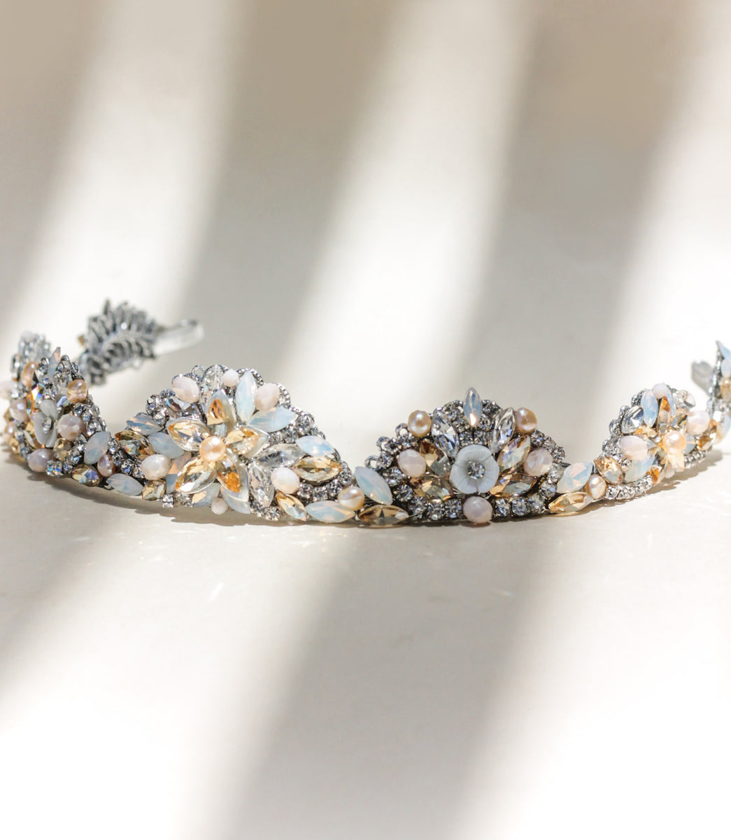 Taydé With a Twist – Ana Rebeca Bridal